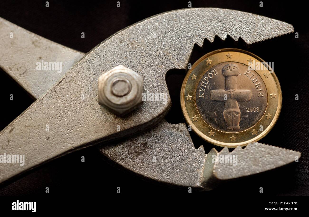 (ILLUSTRATION) An illustration dated 18 March 2013 shows a Cypriot euro ...