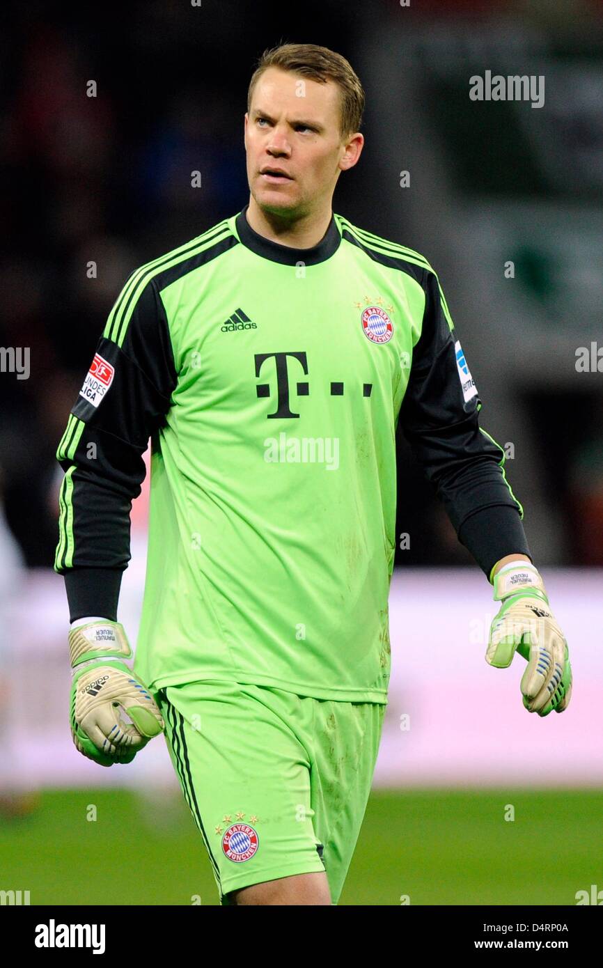 Manuel neuer during match between hi-res stock photography and images ...