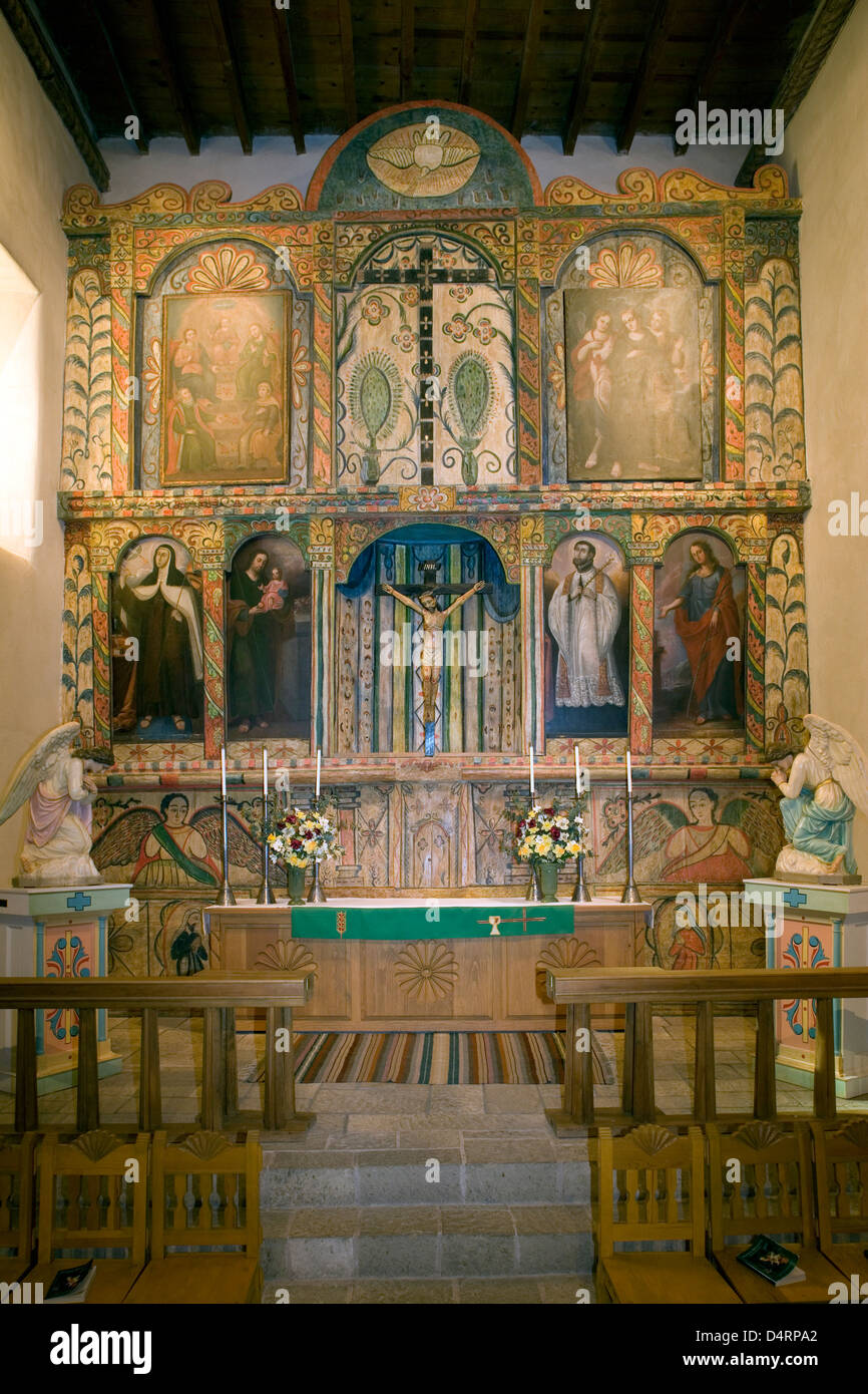 Santa Cruz: Holy Cross Catholic Church Stock Photo - Alamy