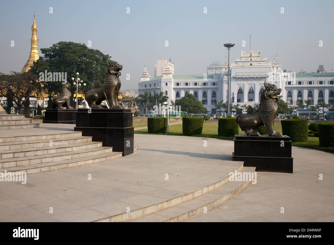 The Independence Monument which is located in the center of Maha ...