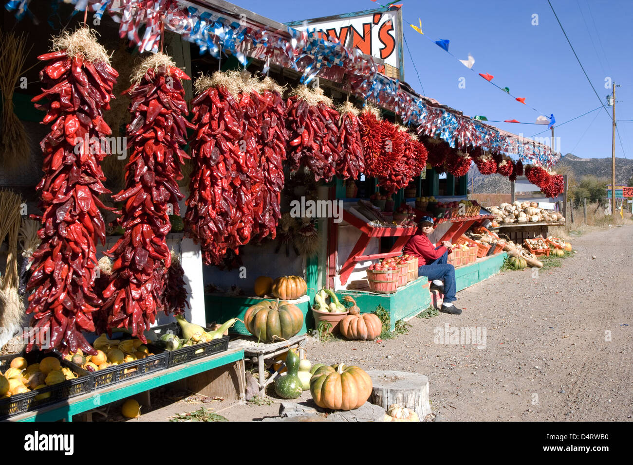 New Mexico: dried red chili / chile Stock Photo - Alamy