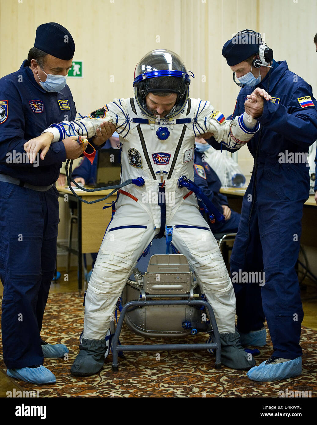Expedition 25 Launch (201010080026HQ Stock Photo - Alamy
