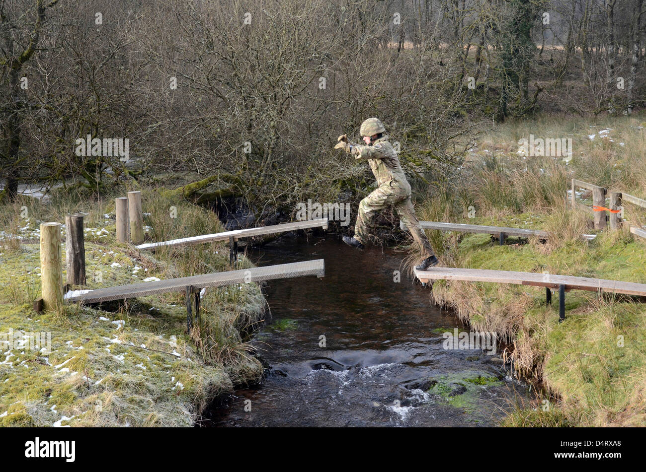 Army basic training hi-res stock photography and images - Alamy