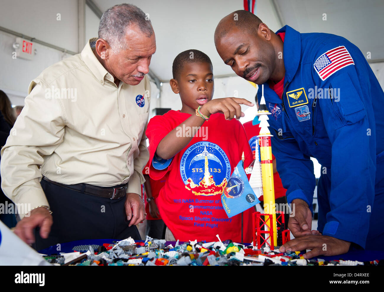 LEGO "Build The Future" Activity (201011030022HQ Stock Photo - Alamy
