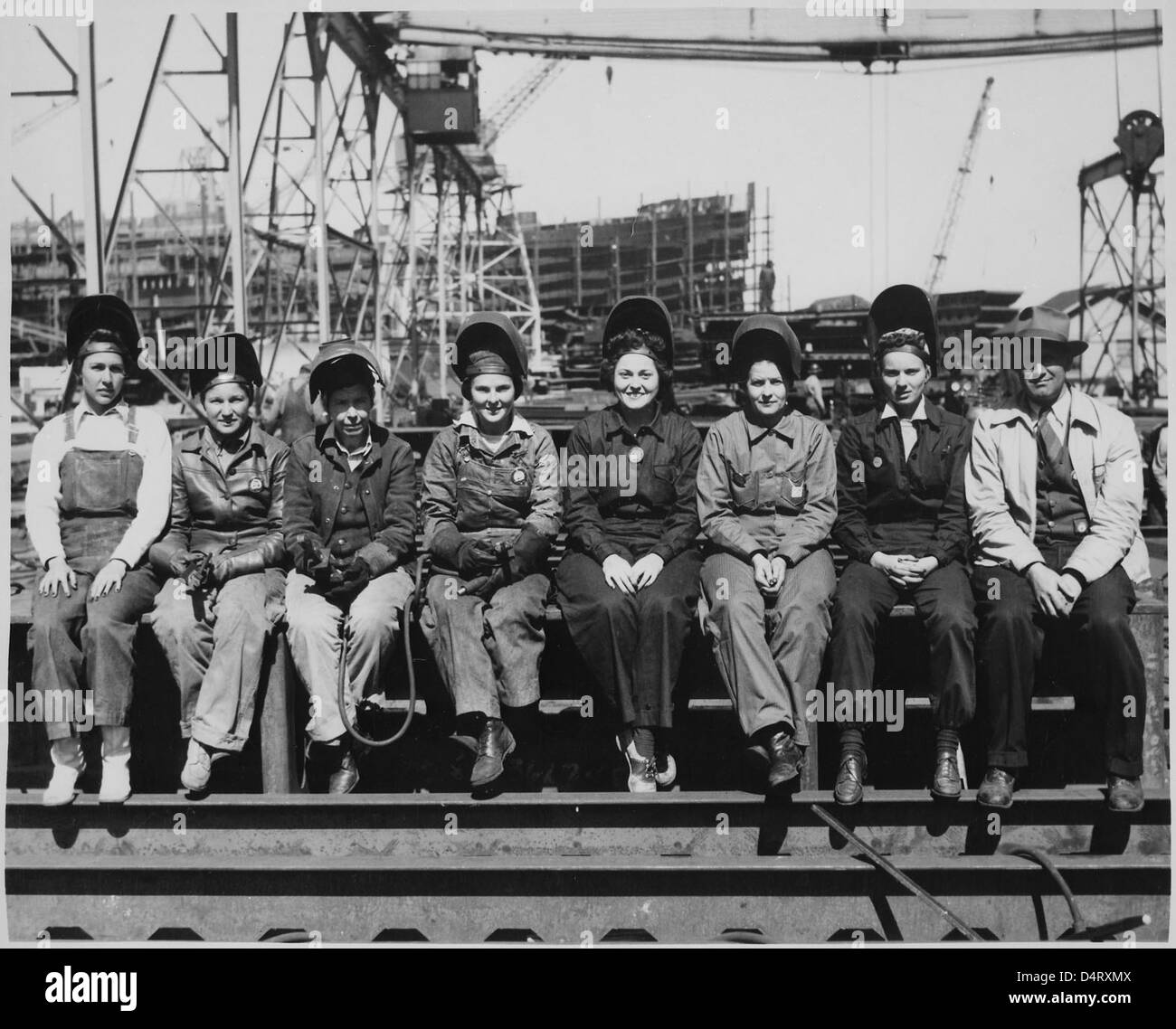 Women welders hi-res stock photography and images - Alamy