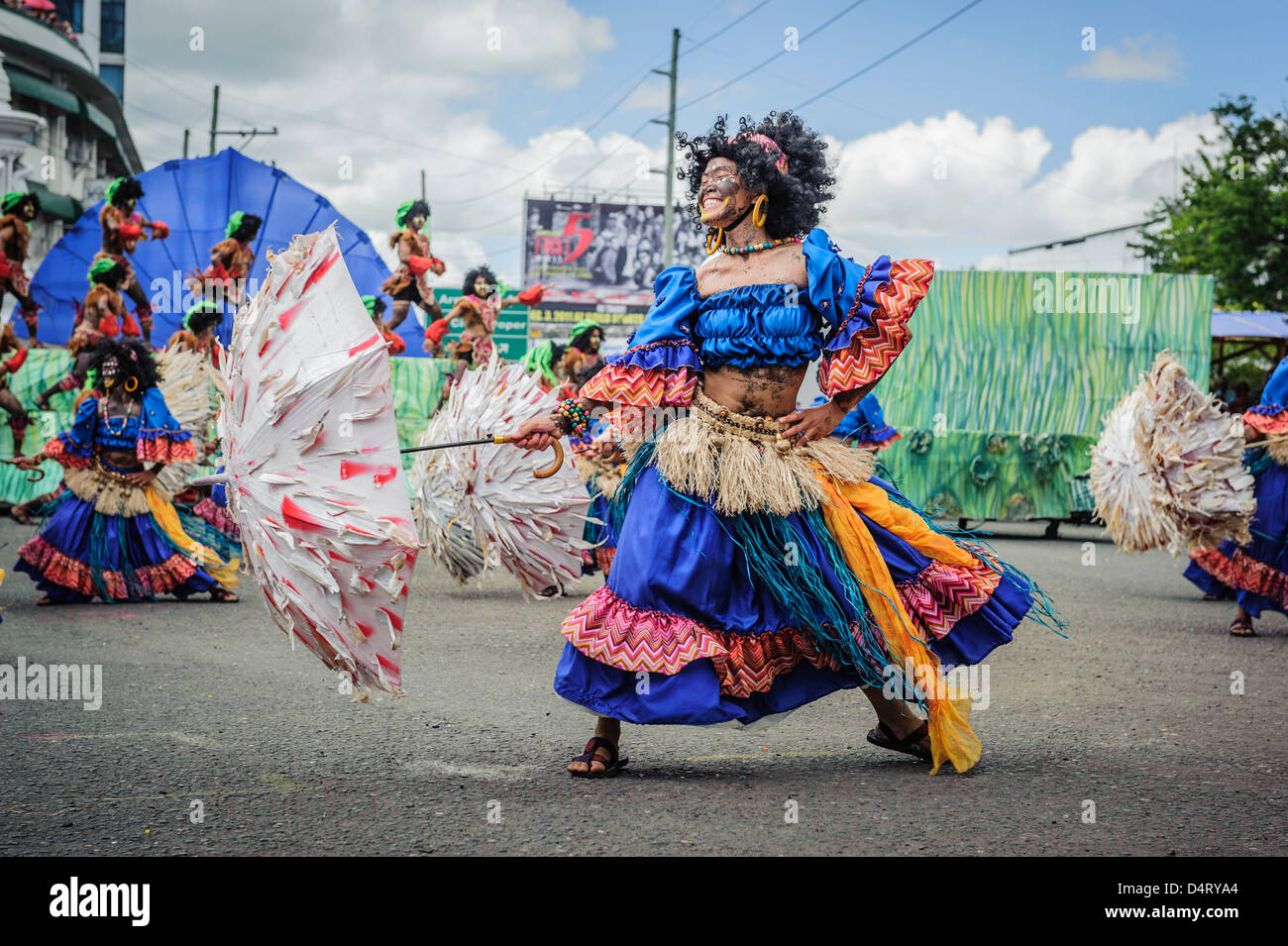 Participants of the dance contest during the celebration of Dinagyang ...