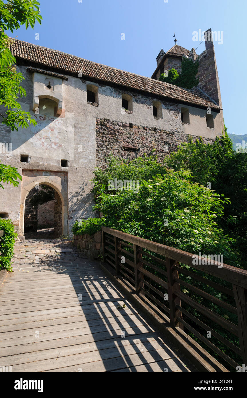 Roncolo Castle - Castel Ròncolo - near Bolzano, Trentino Alto Adige ...