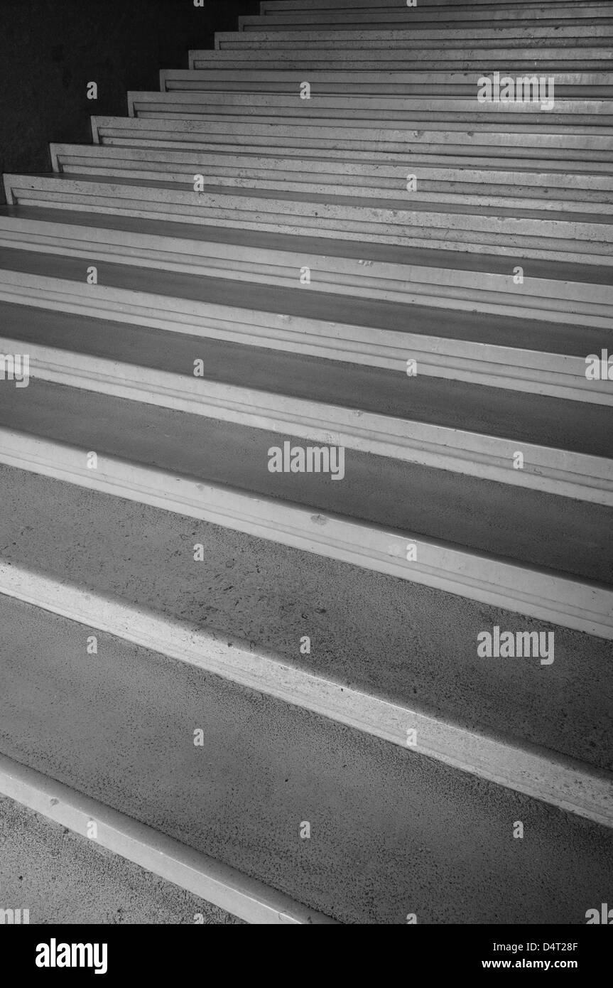 Steps stairs staircase hi-res stock photography and images - Alamy