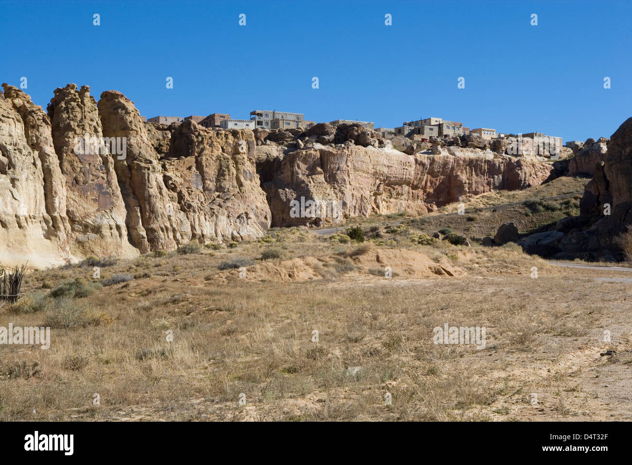 Acoma pueblo tribe hi-res stock photography and images - Alamy