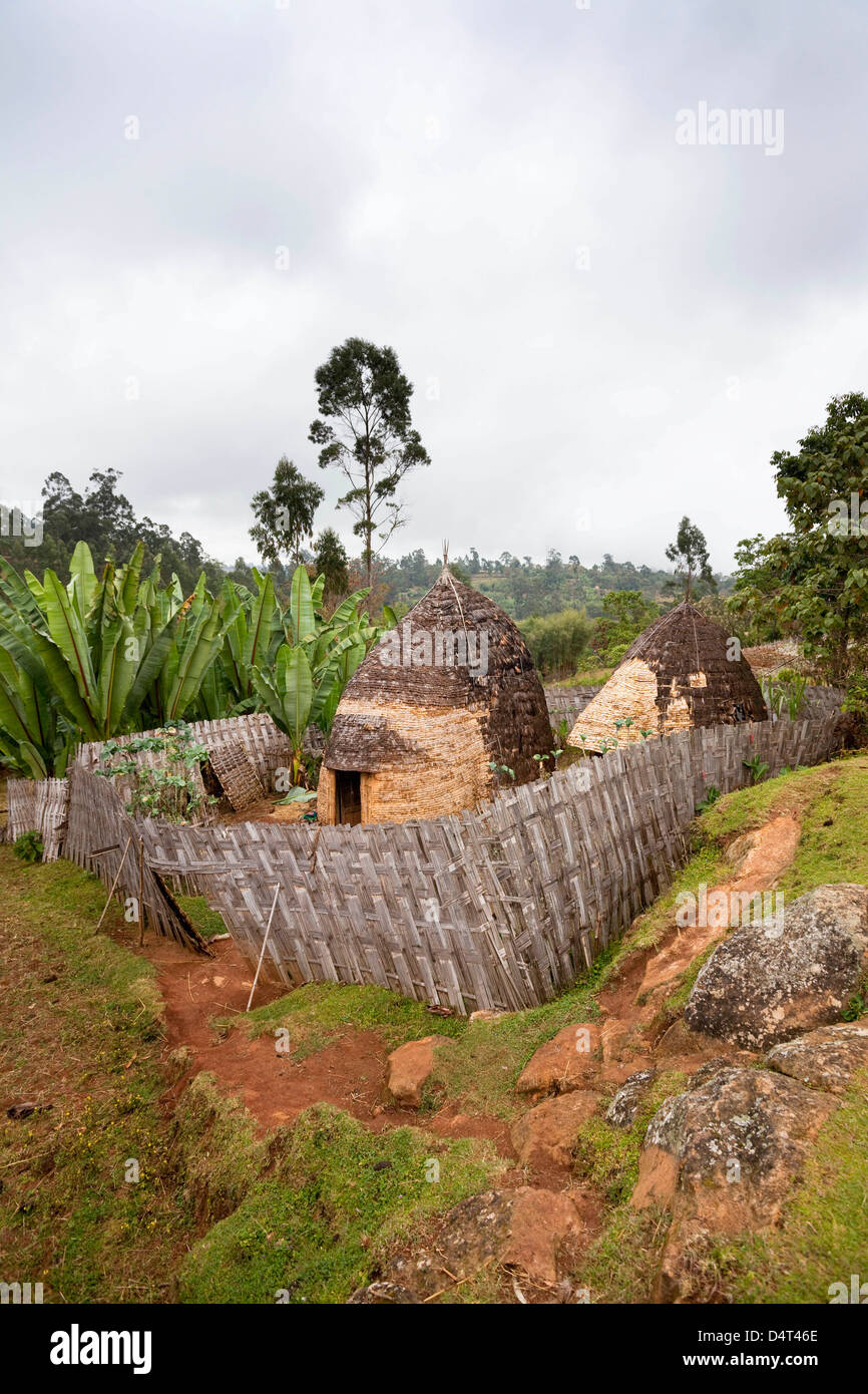 Dorze weaver hi-res stock photography and images - Alamy