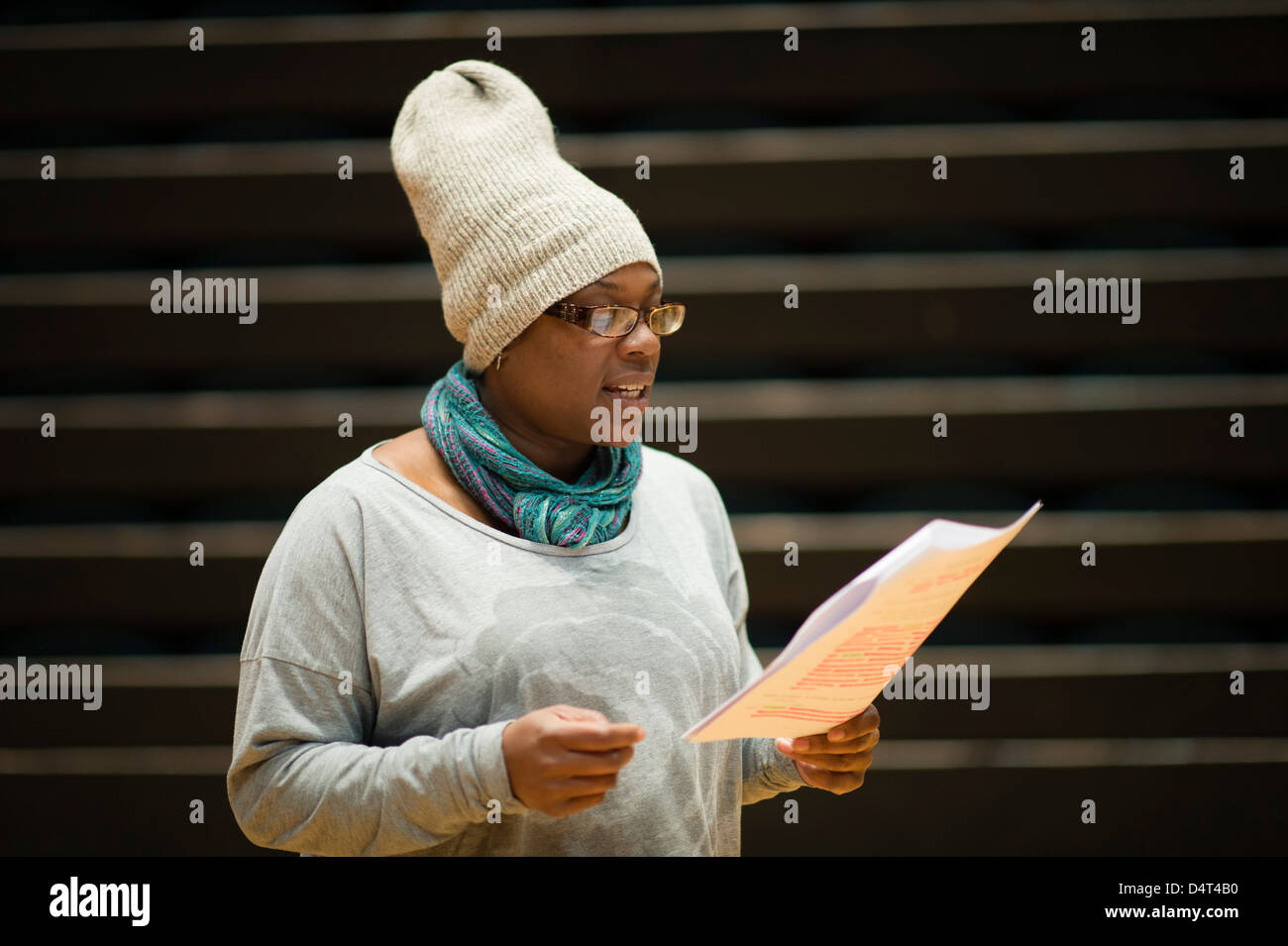 Actors rehearsing lines hi-res stock photography and images - Alamy