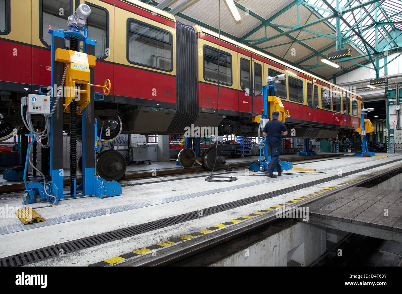 Berlin, Germany, S-Bahn train station in Schoeneweide Stock Photo - Alamy