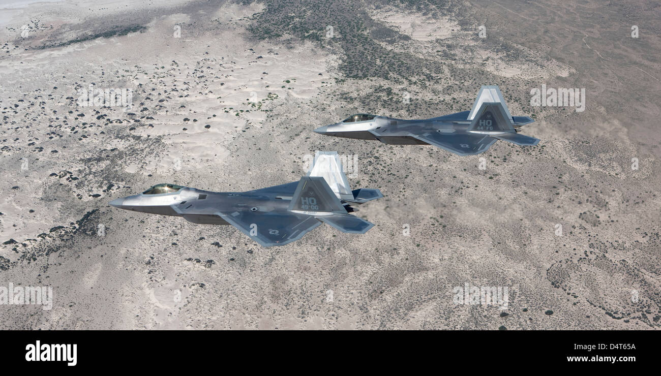 Two aircraft formation new hi-res stock photography and images - Alamy