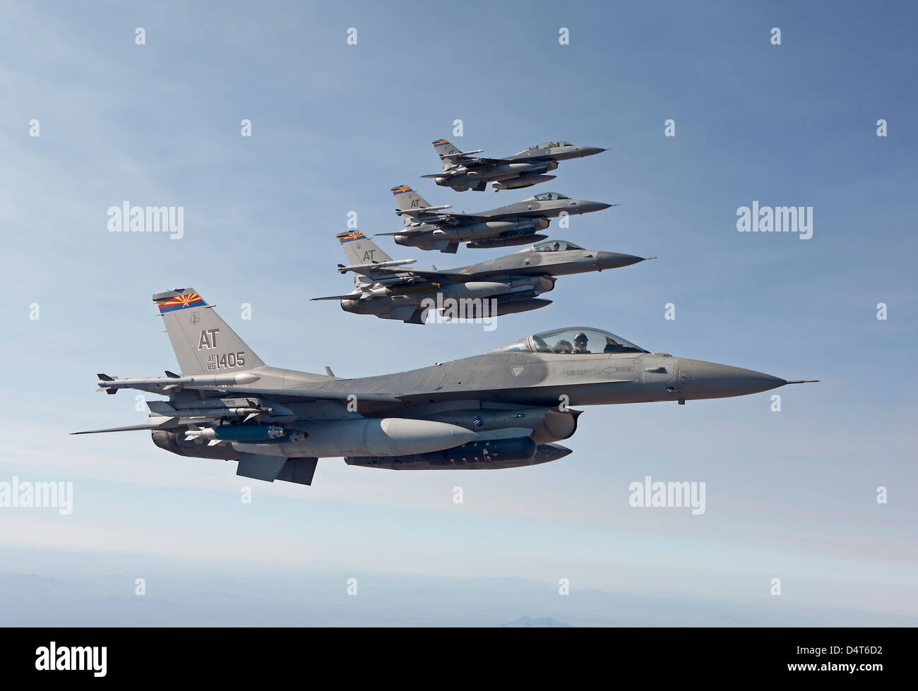 F 16s formation hi-res stock photography and images - Alamy