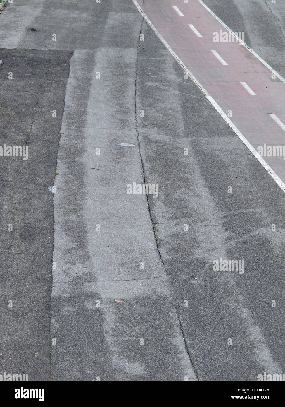 Roadway after the rain hi-res stock photography and images - Alamy