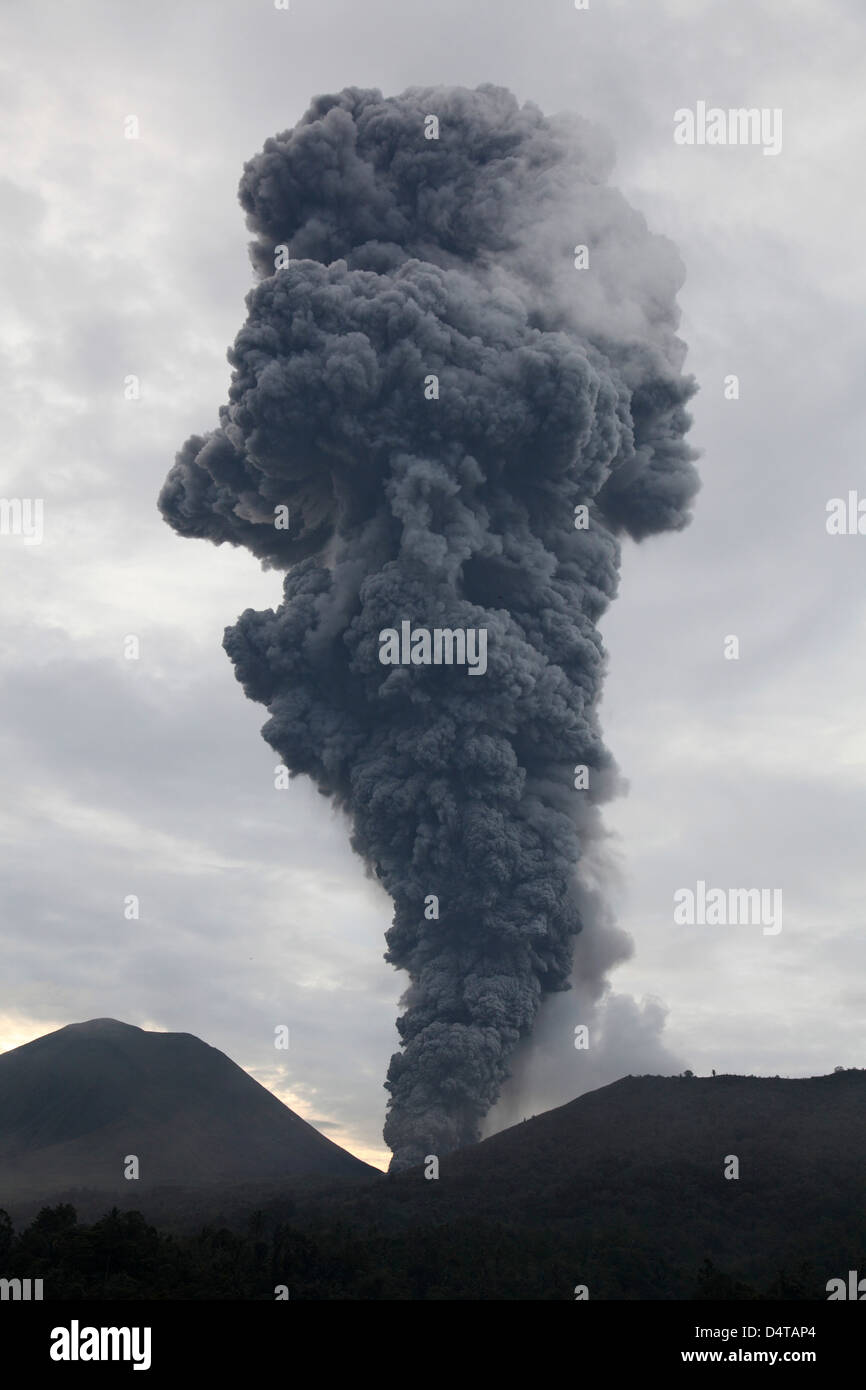 Ash cloud rising from Tompaluan crater at Lokon-Empung volcano ...