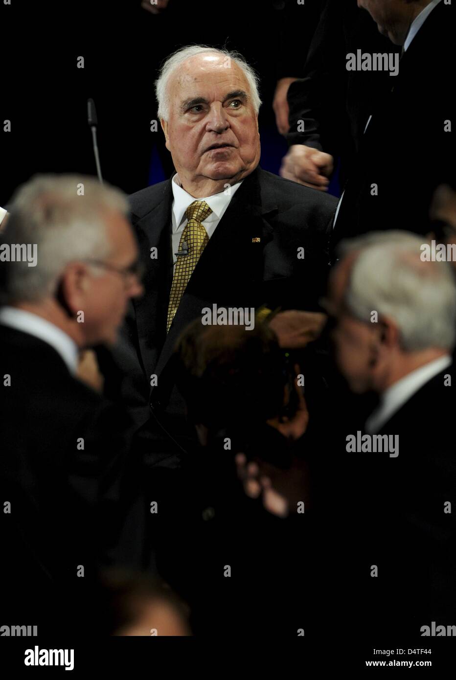 Former German Chancellor Helmut Kohl attends a ceremony at the ?Konrad ...