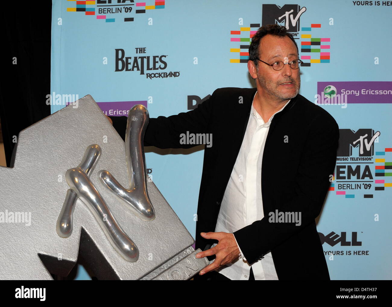 French actor Jean Reno poses during a photo call at the MTV Europe ...