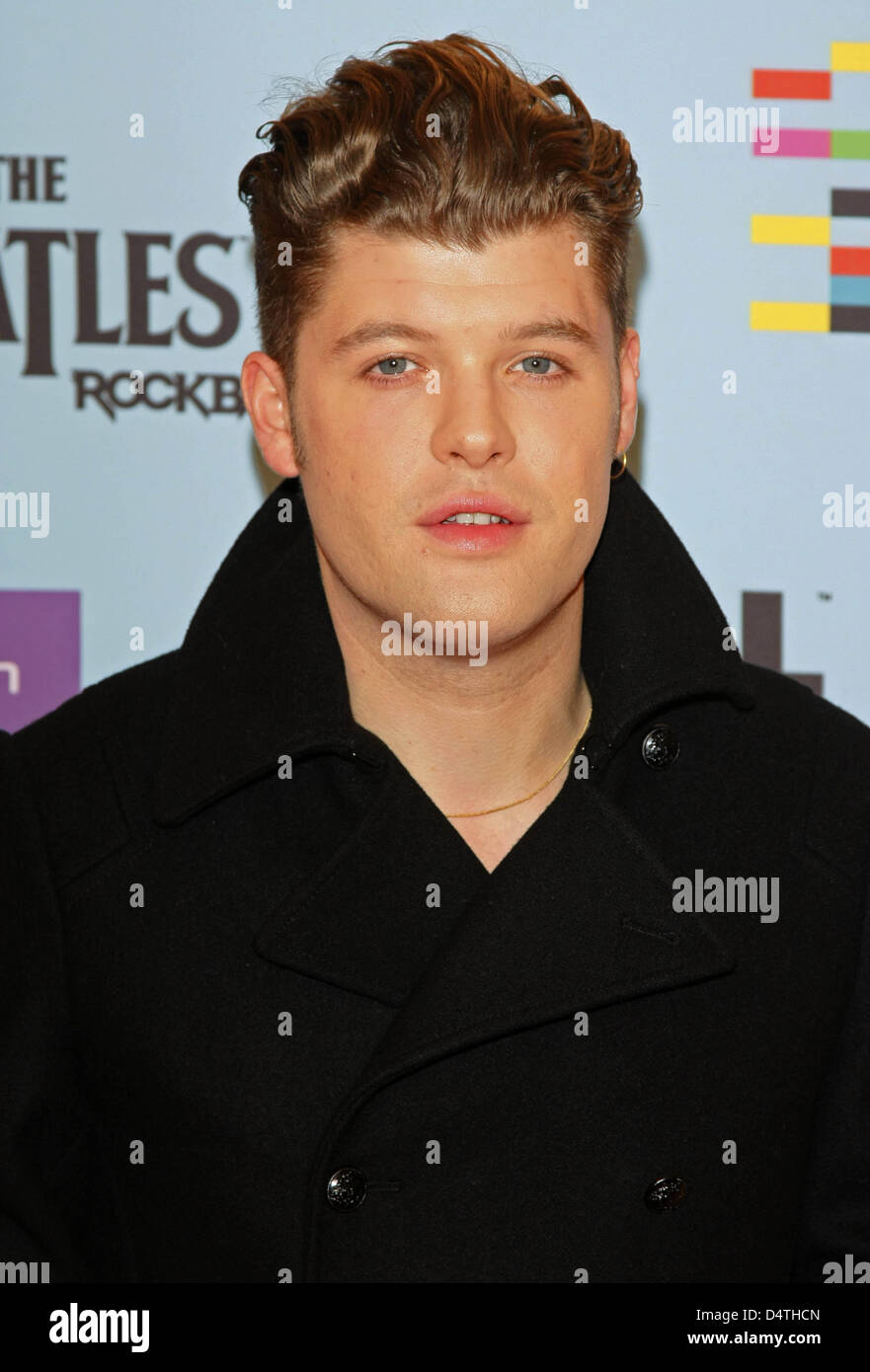 Australian singer Daniel Merriweather arrives at the MTV Europe Music ...
