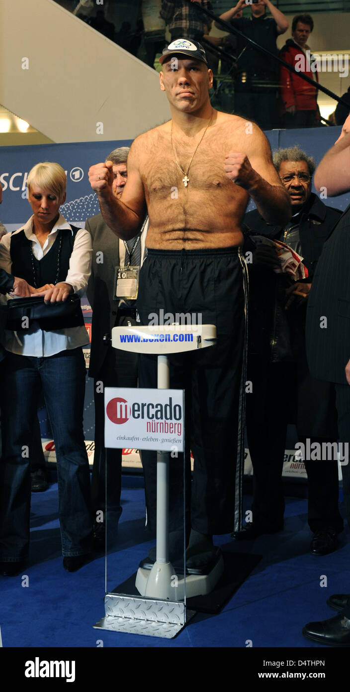 Valuev hi-res stock photography and images - Alamy