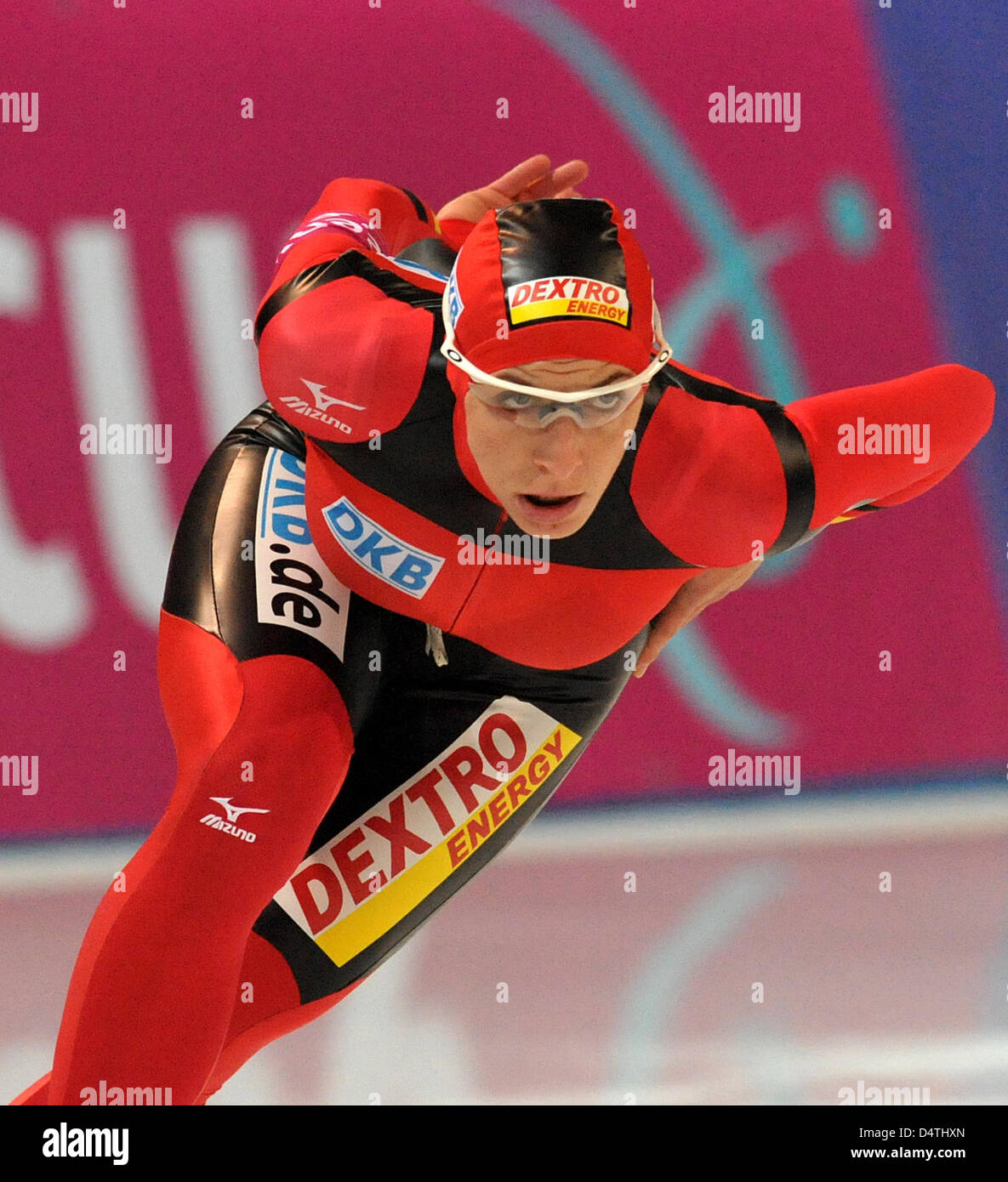 German speed skater Anni Friesinger-Postma finishes 15th in the women?s ...