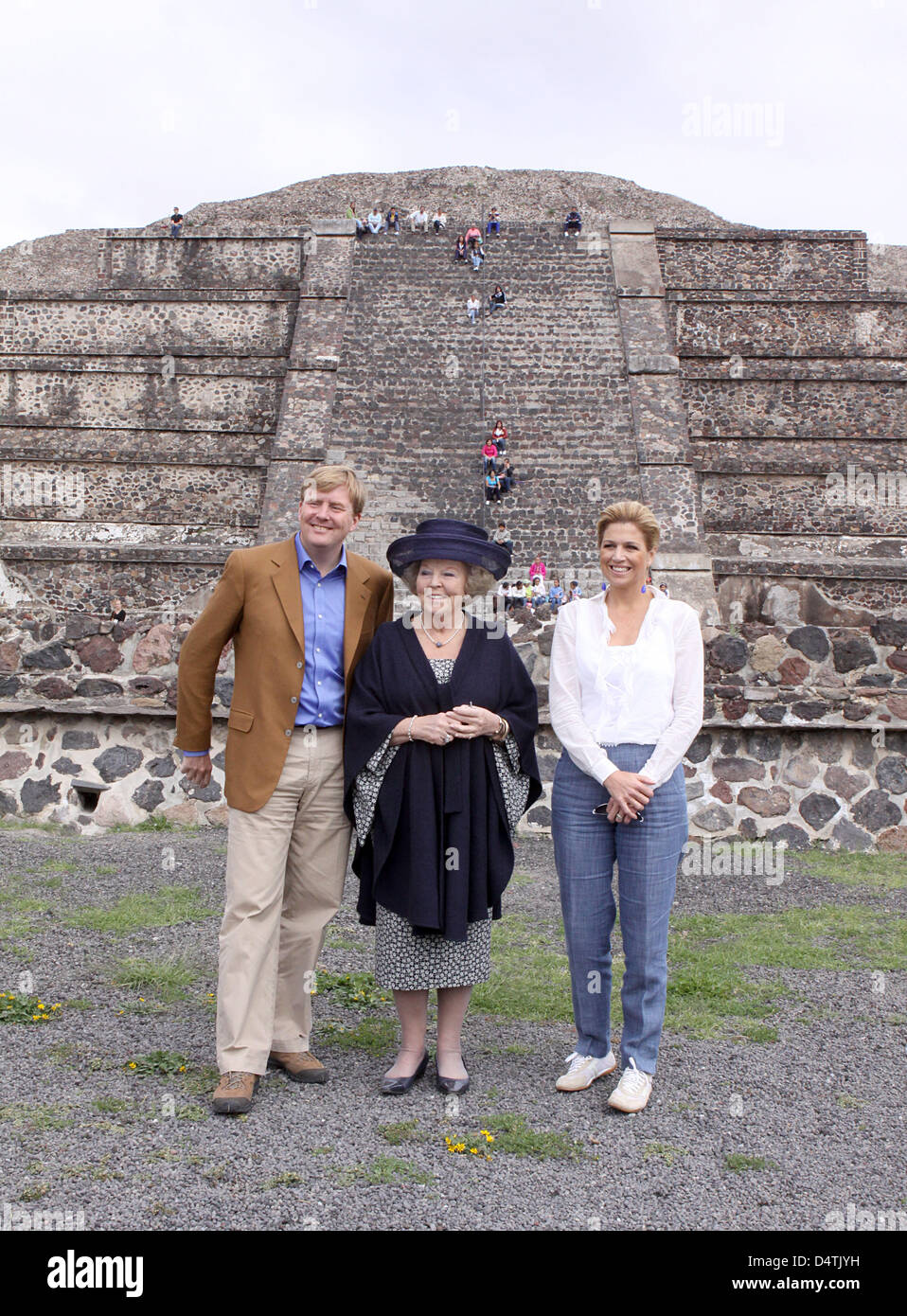 Queen Beatrix of the Netherlands (C), Princess Maxima and her husband ...