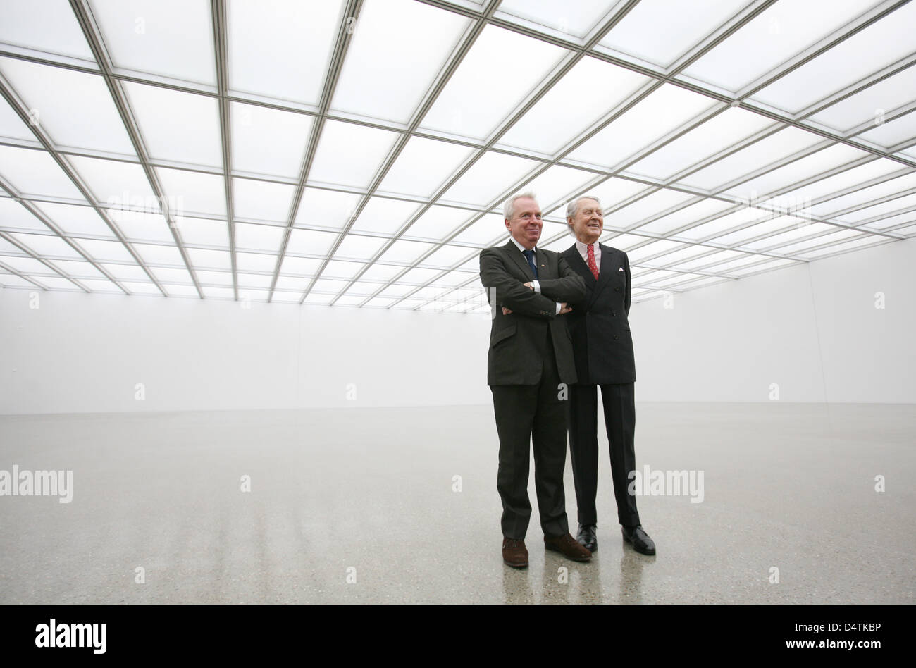 Architect David Chipperfield (L) and Berthold Beitz, chairman of the ...