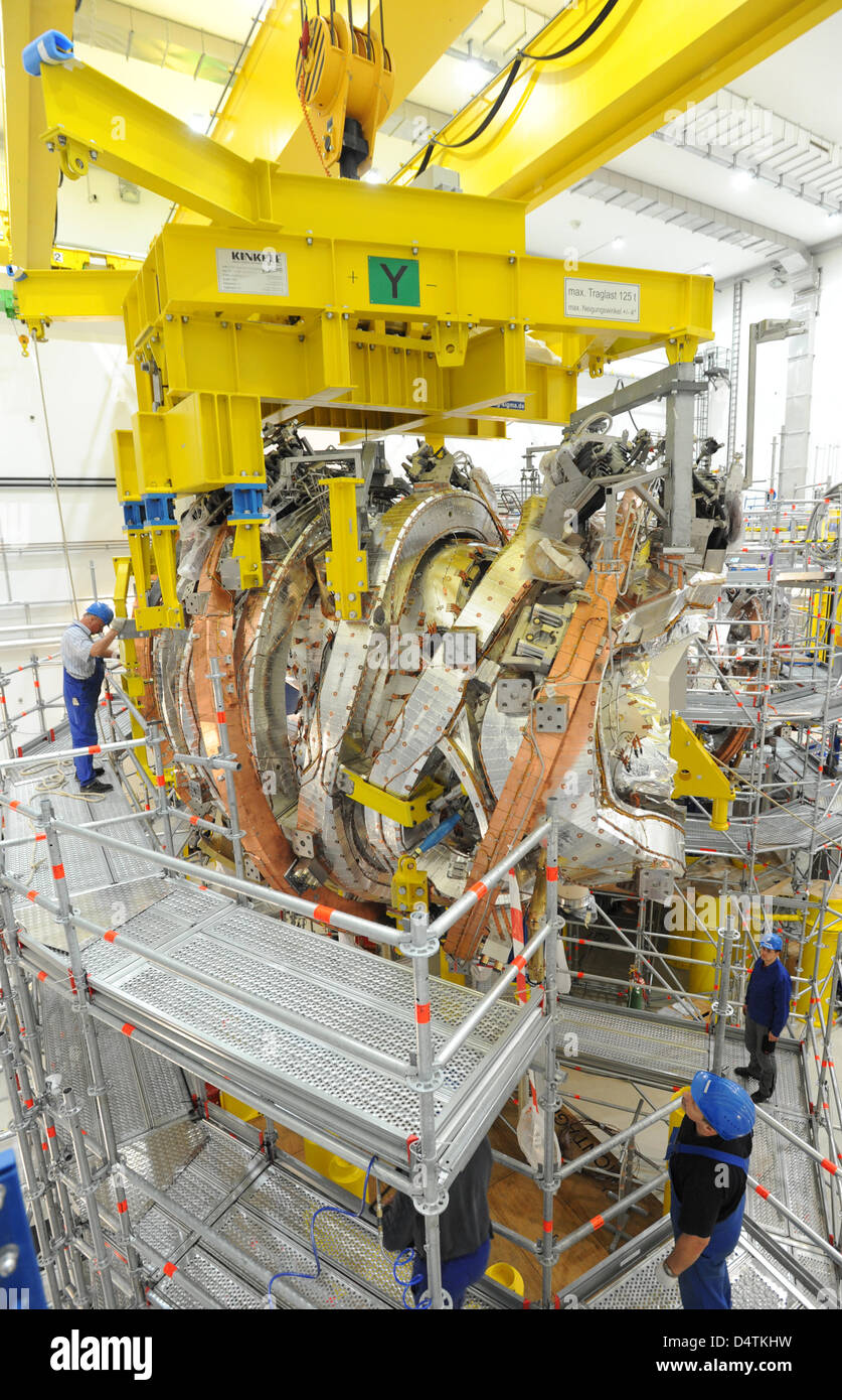 Atomic modules hi-res stock photography and images - Alamy