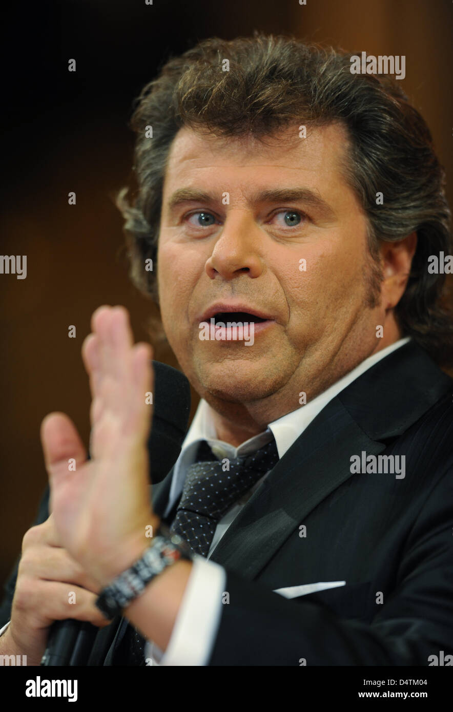 Arts culture entertainment ace music male microphone stage germany hi ...