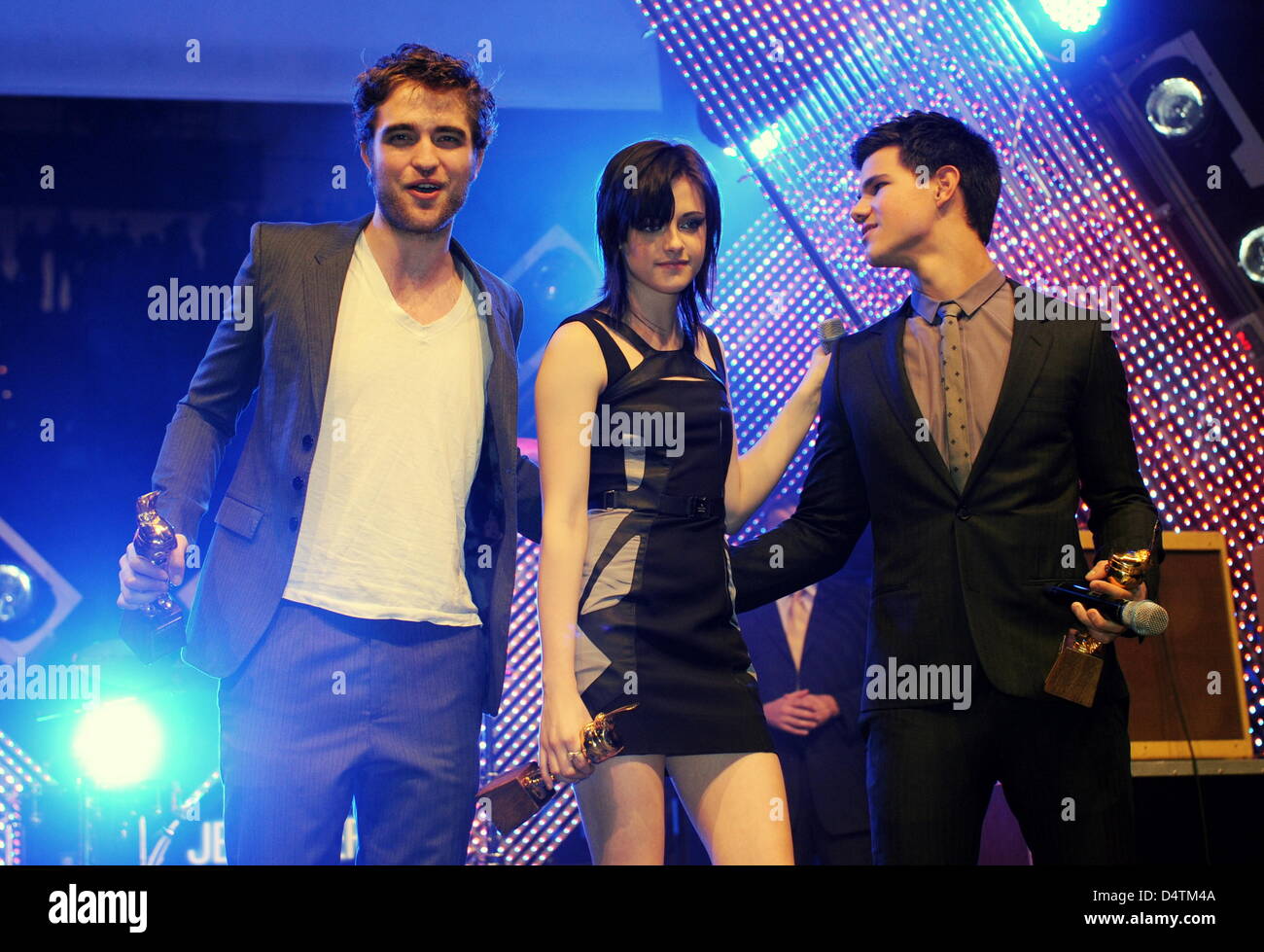 Twilight taylor lautner kristen hi-res stock photography and images - Alamy