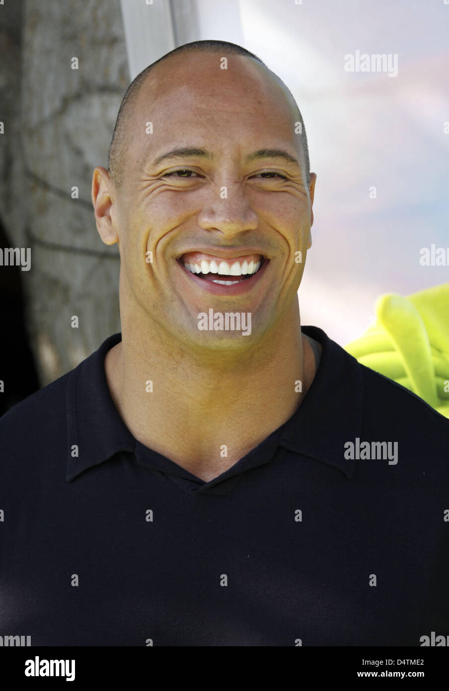 US actor Dwayne ?The Rock? Johnson arrives at the premiere of the film ...