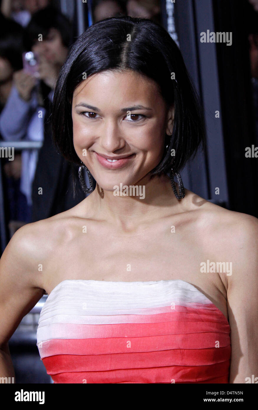 Actress Julia Jones arrives at the world premiere of the film 'Twilight ...