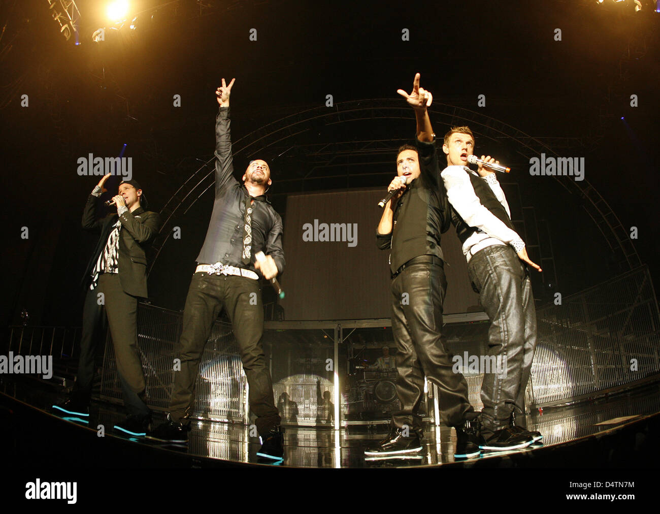 Brian, Howie, Nick and AJ of the ?Backstreet Boys? perform on stage at ...