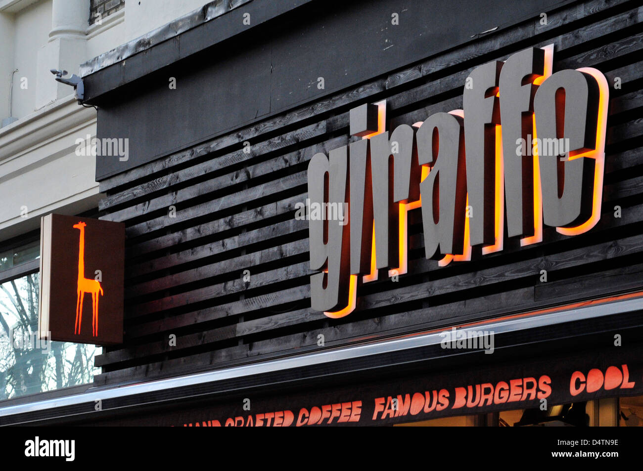 Giraffe restaurant hi-res stock photography and images - Alamy