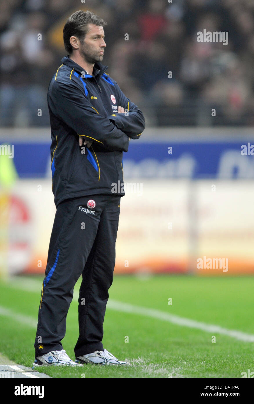 Frankfurt?s coach Michael Skibbe stands on the sideline during the ...