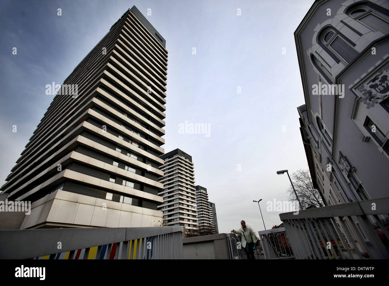 30 storey building hi-res stock photography and images - Alamy