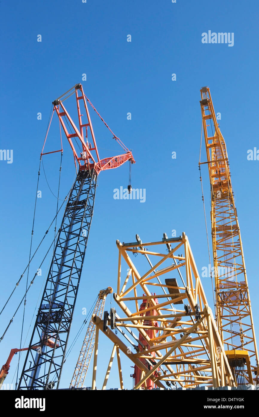 Colorful cranes hi-res stock photography and images - Alamy