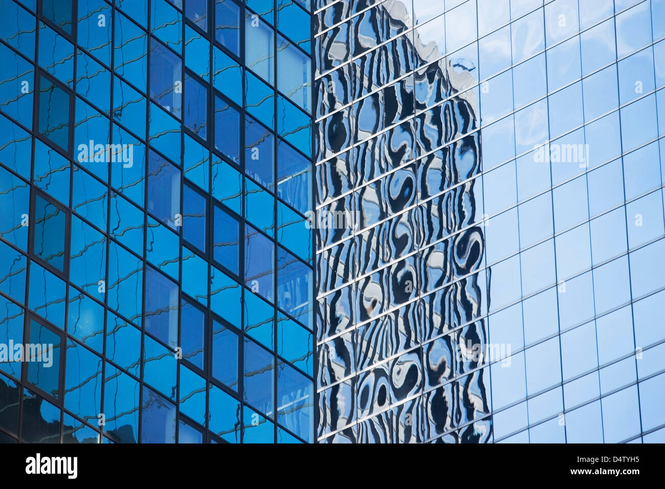 Skyscraper windows hi-res stock photography and images - Alamy