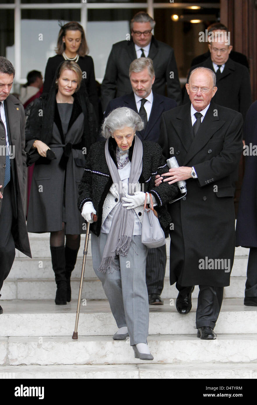 Queen Fabiola of the Belgians (front), Crown Prince Philippe of Belgium ...