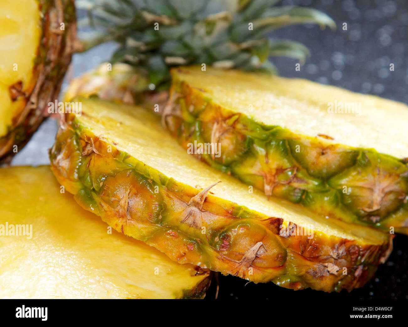 slices of fresh pineapple Stock Photo - Alamy