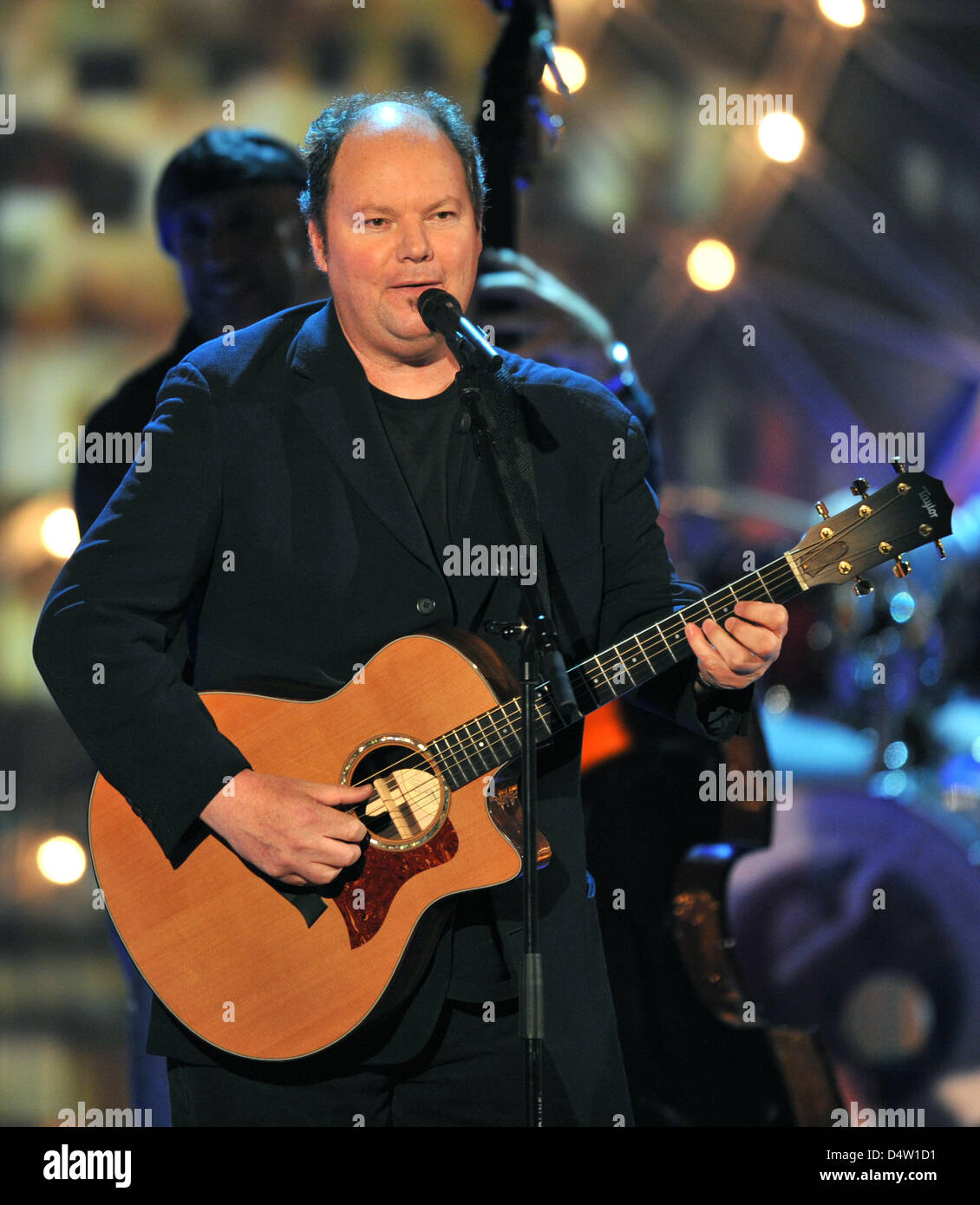 U.S. American singer-songwriter Christopher Cross performs during the ...