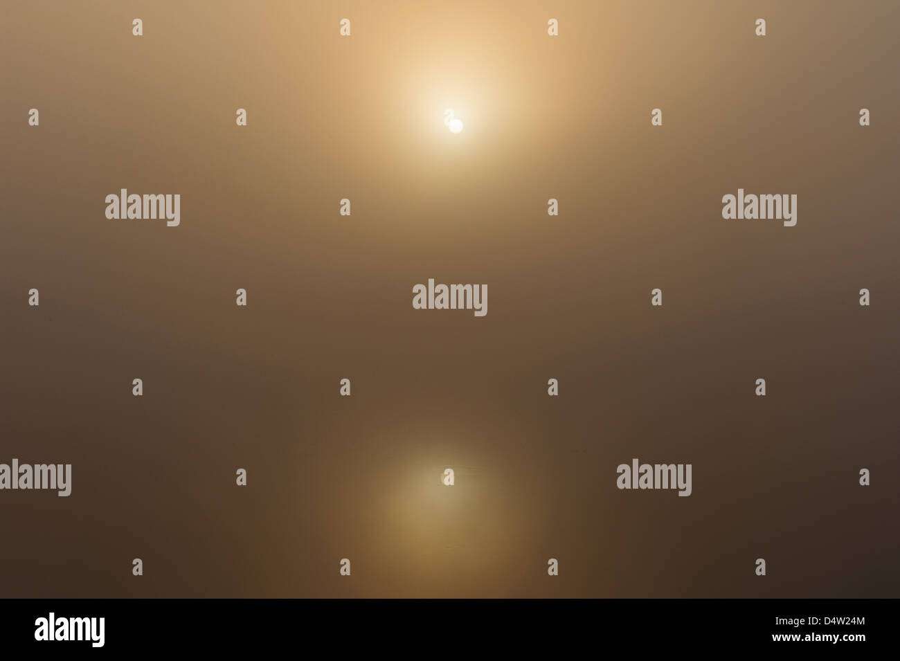 Shining lens hi-res stock photography and images - Alamy