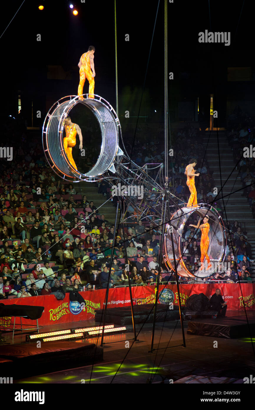 Circus and wheel hi-res stock photography and images - Alamy