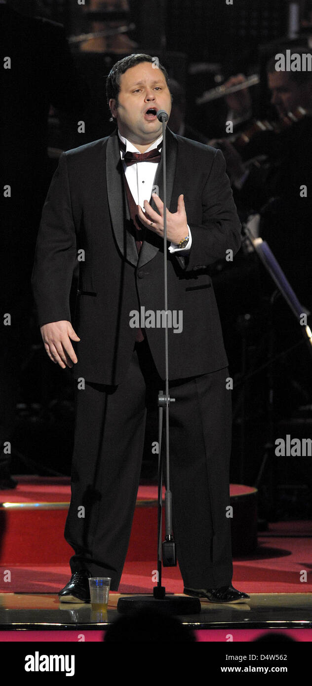 British tenor Paul Potts performs during dress rehearsal of 15th Jose ...