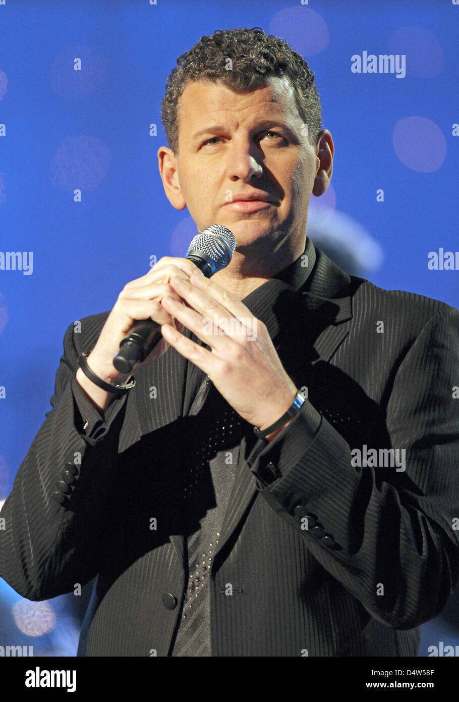 Argentine schlager singer Semino Rossi performs during dress rehearsal ...