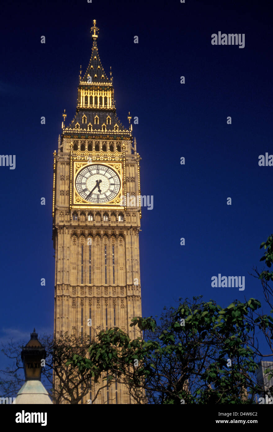 1800s clock london hi-res stock photography and images - Alamy