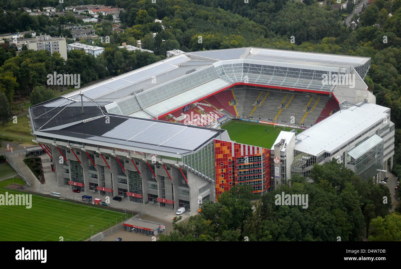 The picture features the photovoltaic system on top of the Fritz-Walter ...
