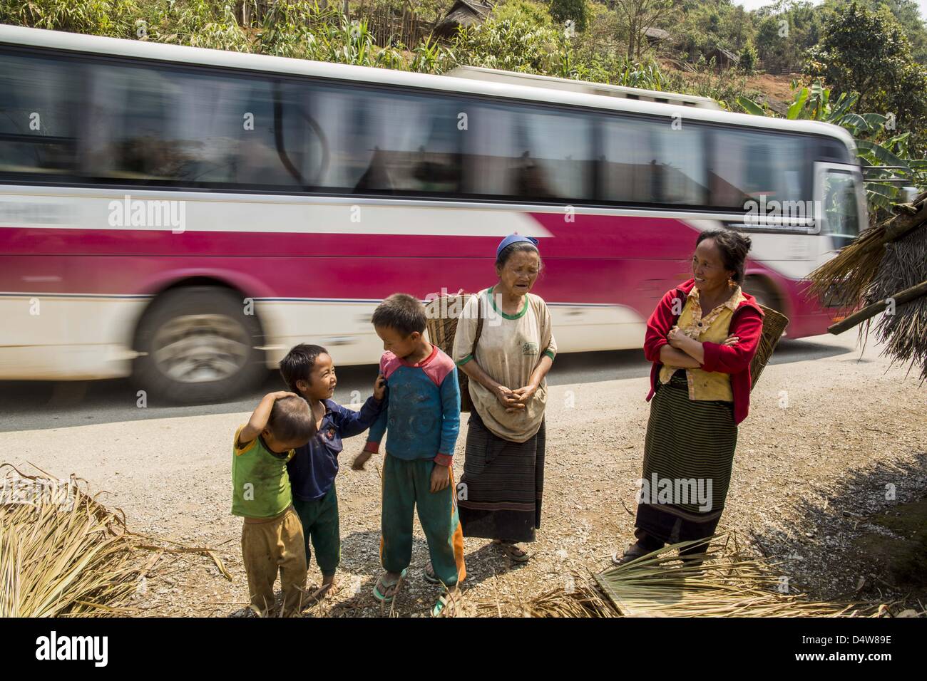 Hmong women in luang prabang hi-res stock photography and images - Alamy
