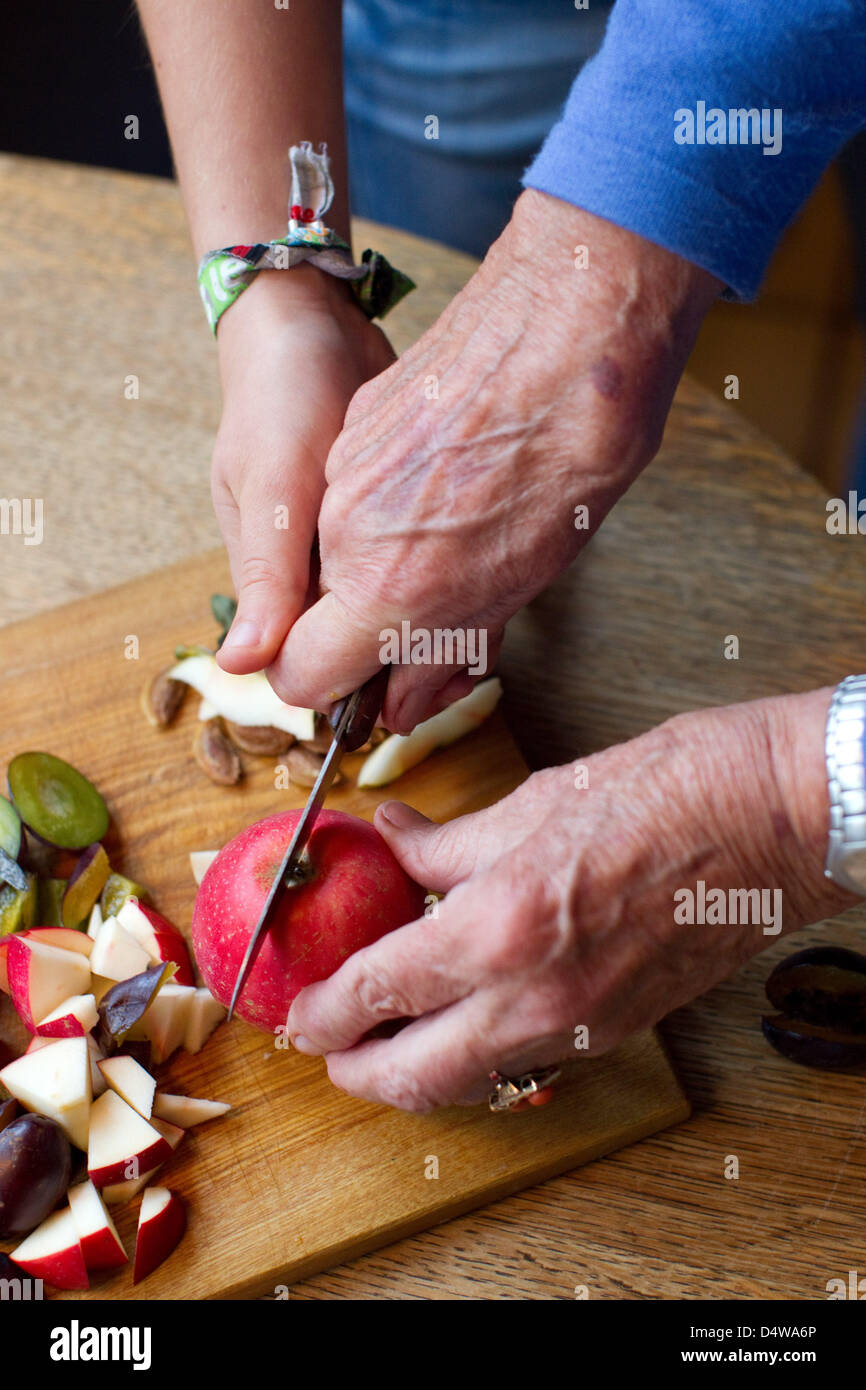 Kitchen wor hi-res stock photography and images - Alamy