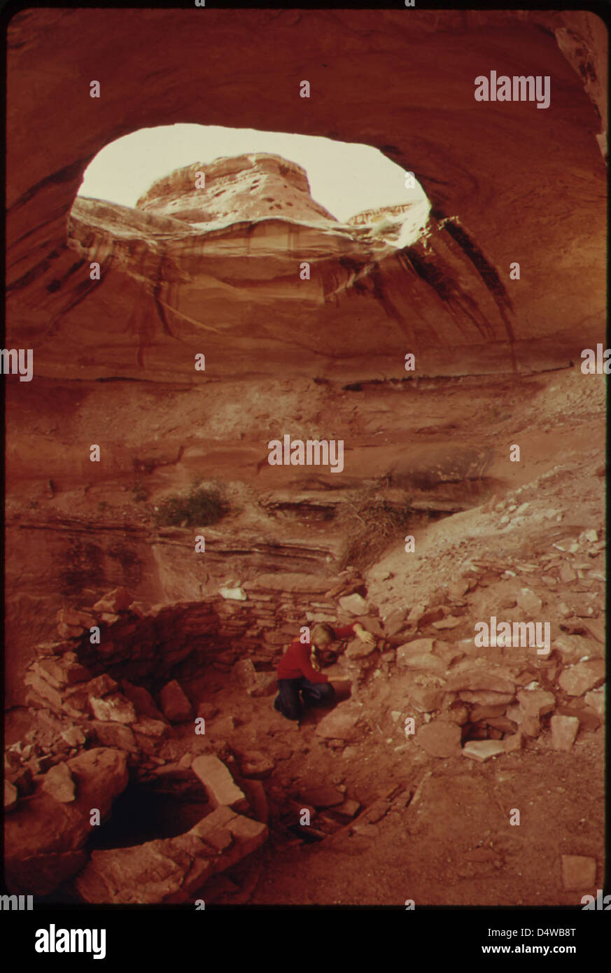 Keyhole Ruin, on Horse Creek in Canyonlands National Park Early Cliff ...